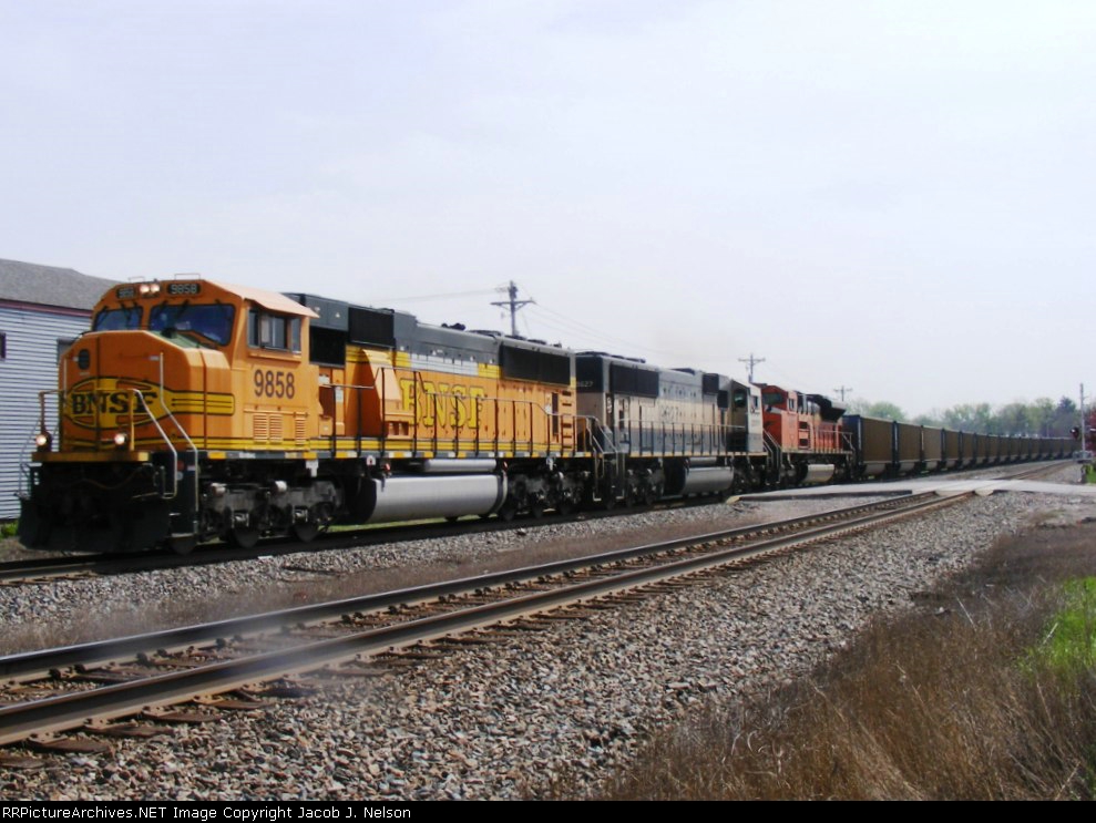 BNSF 9858